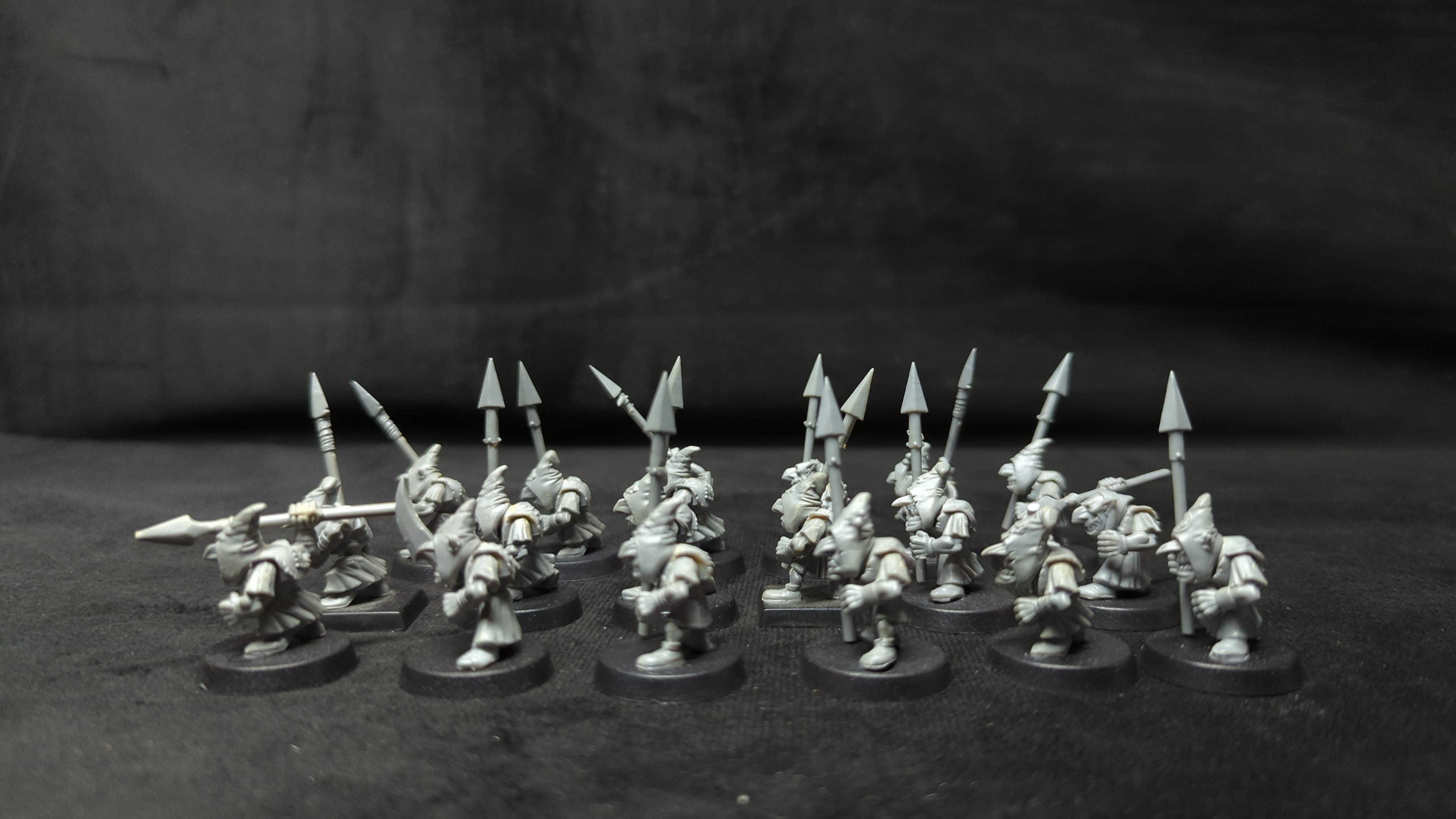 Age of Sigmar Gloomspite Gitz Stabbas x18