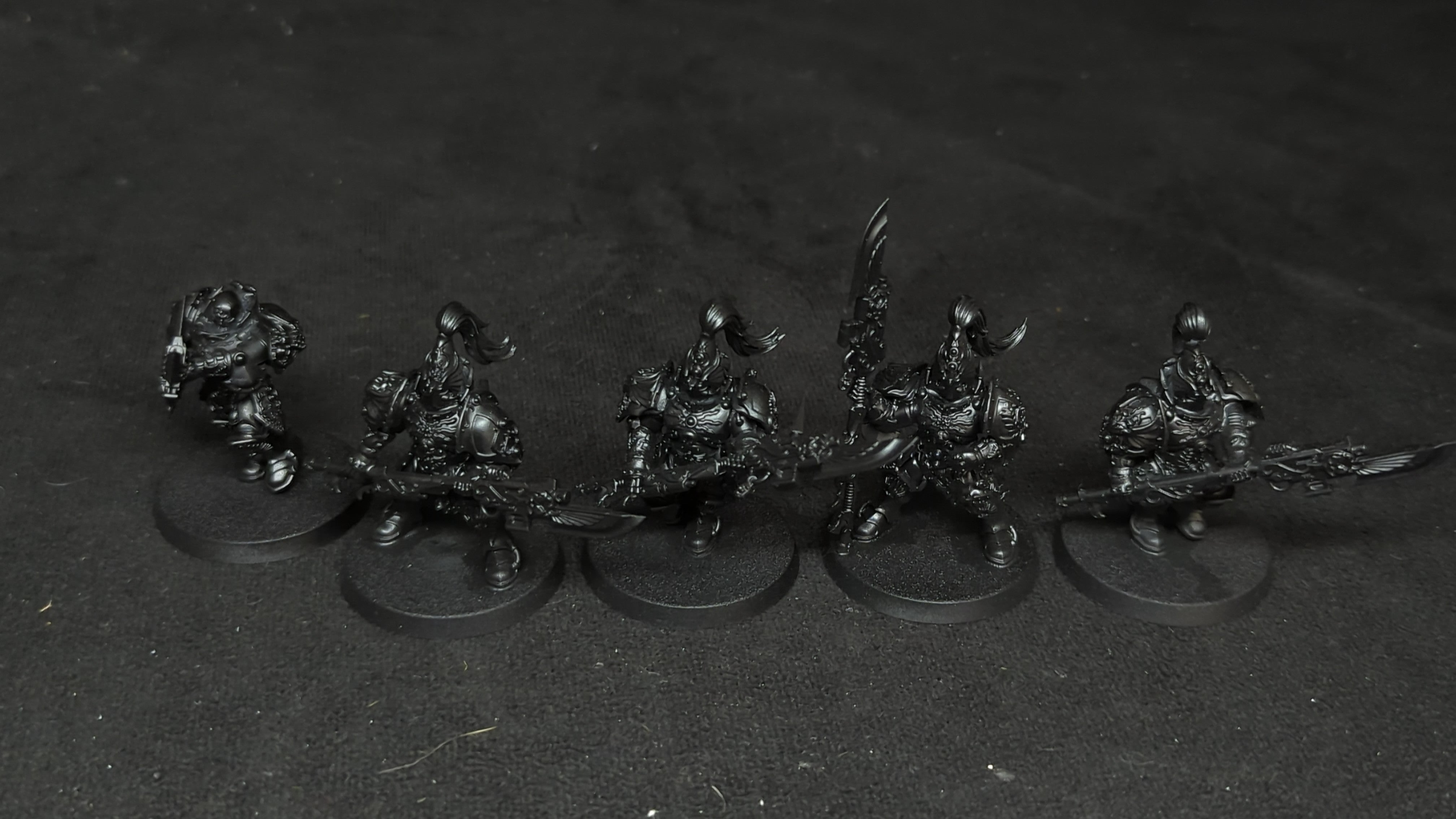 Warhammer 40k Adeptus Custodes Custodian Guard x5